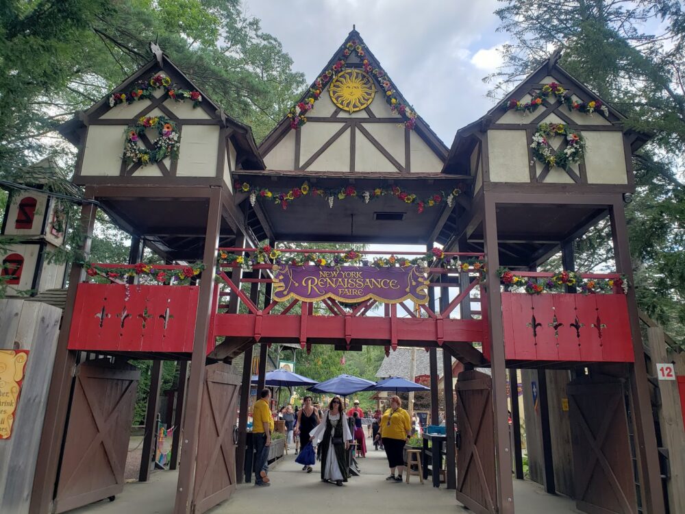 The New York Renaissance Faire owned by Renaissance Entertainment ...